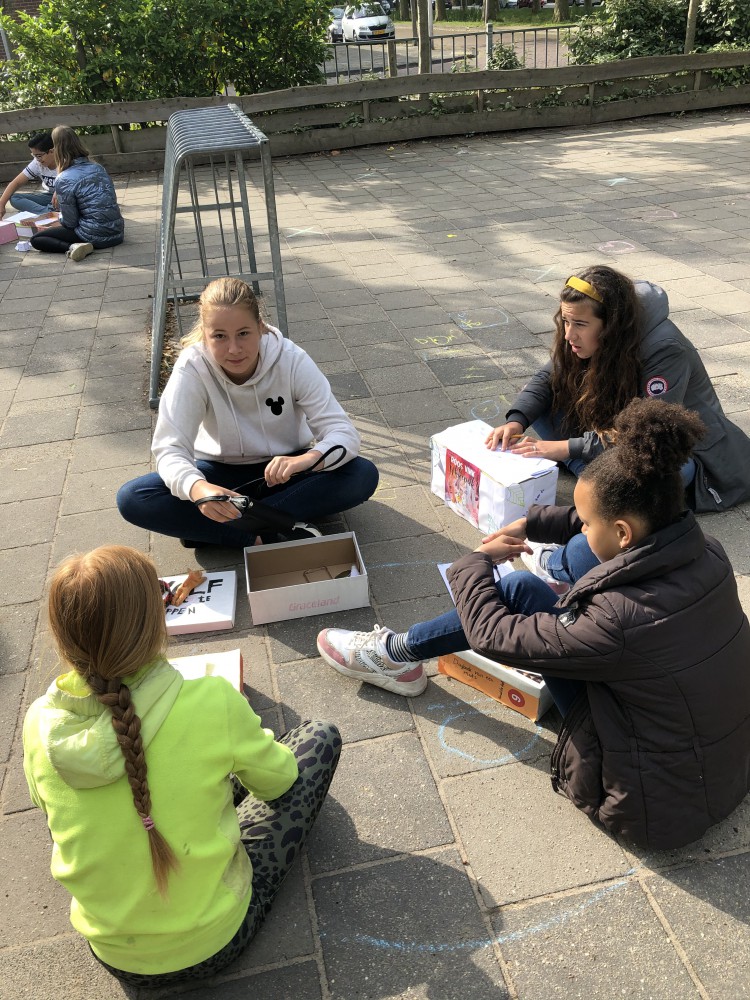 Presentaties boekendoos groep 7 en 8 | St. Jozefschool, Wassenaar